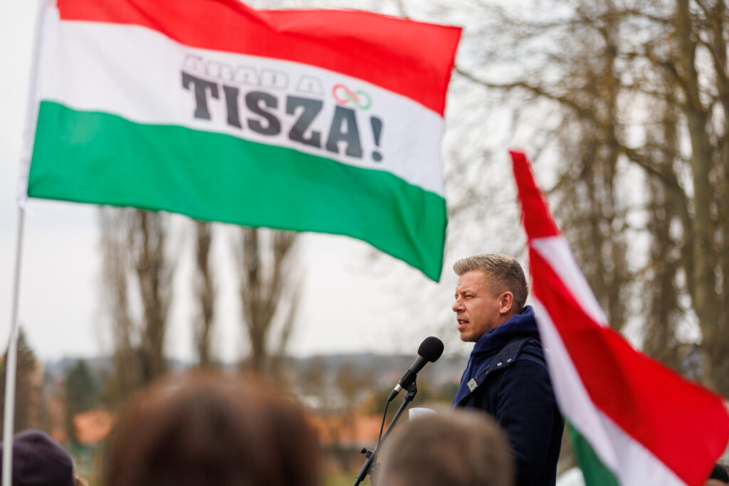 Minden negyedik Fideszes átpártolt a TISZÁ-hoz | SZMSZ (Szabad Magyar Szó)